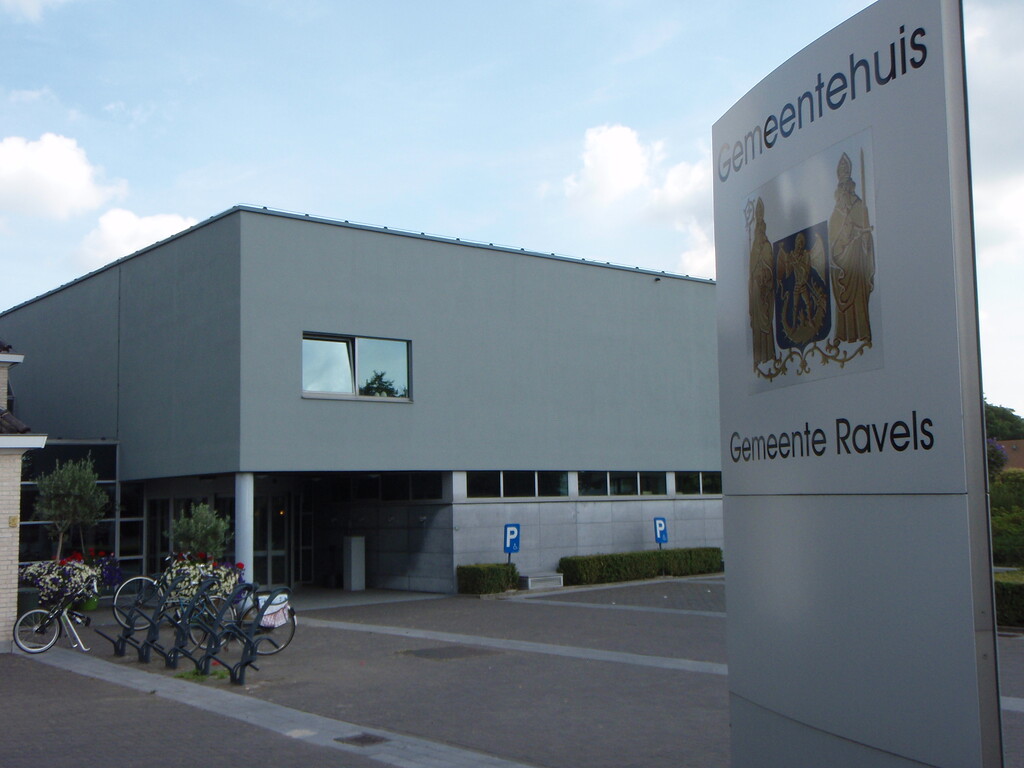 GiPSo op bezoek in Ravels, toelichting in groep - GiPSo in beweging - GiPSo